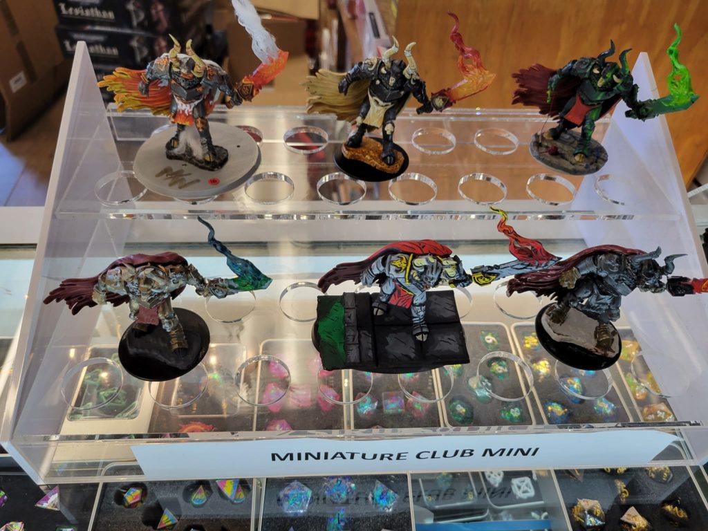Mini Club - Minotaur With Flaming Sword | Comic Quest